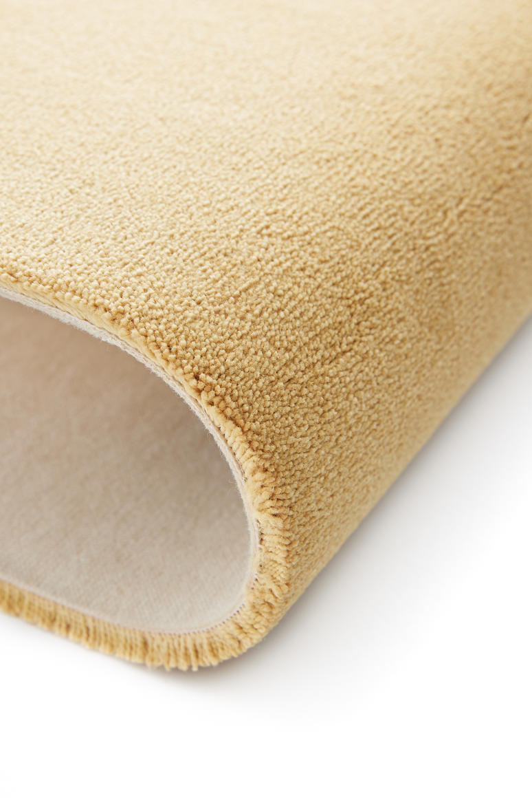 Metrážny koberec Lano Sofia 370 - Najkoberce.sk