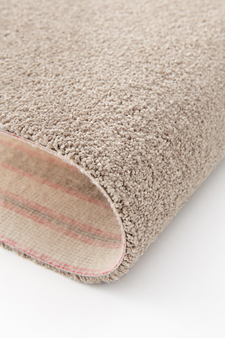 Metrážny koberec AW Punch 37 - Najkoberce.sk